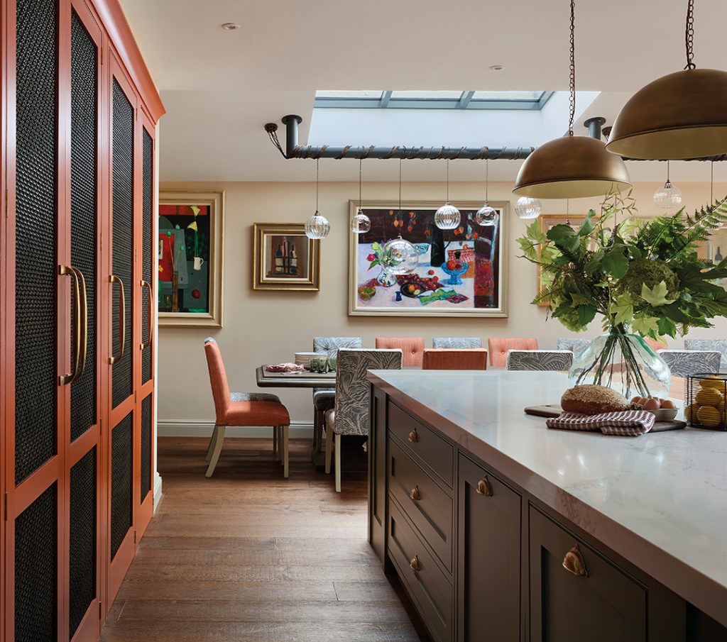 A warm and welcoming Scottish seaside home gives holiday vibes to ...