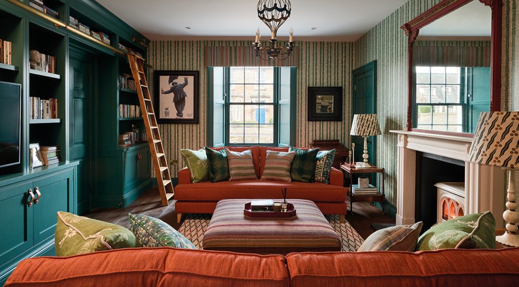 A warm and welcoming Scottish seaside home gives holiday vibes to ...