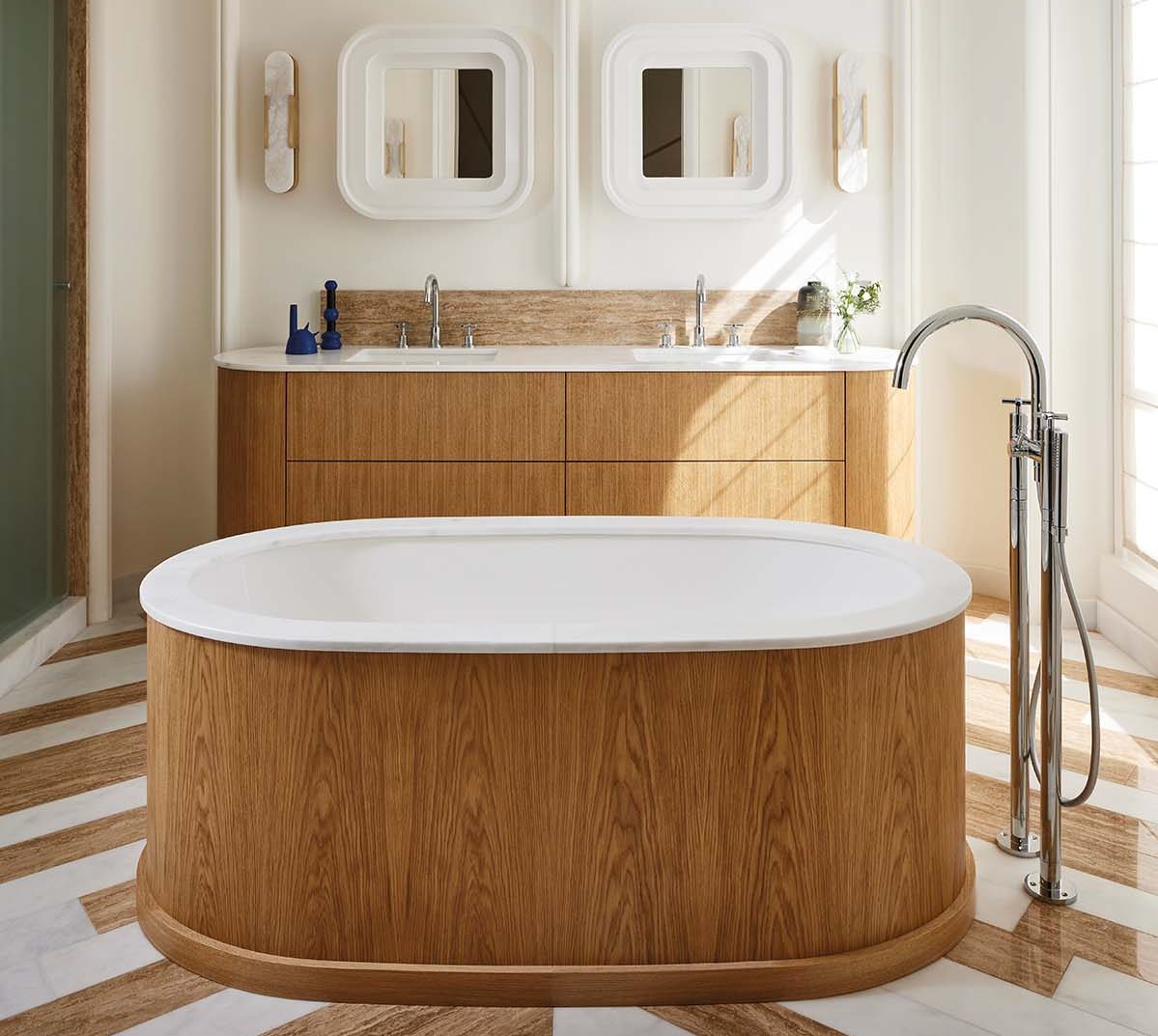 This Paris bathroom renovation is unexpected and undeniably chic ...