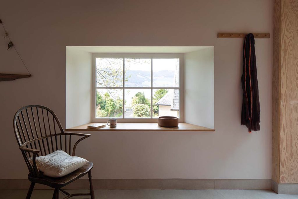 170-year-old Loch Long coach house now a space for modern living ...