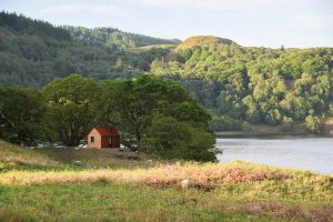 Experience wild Scotland at Inverlonan bothy by Loch Nell