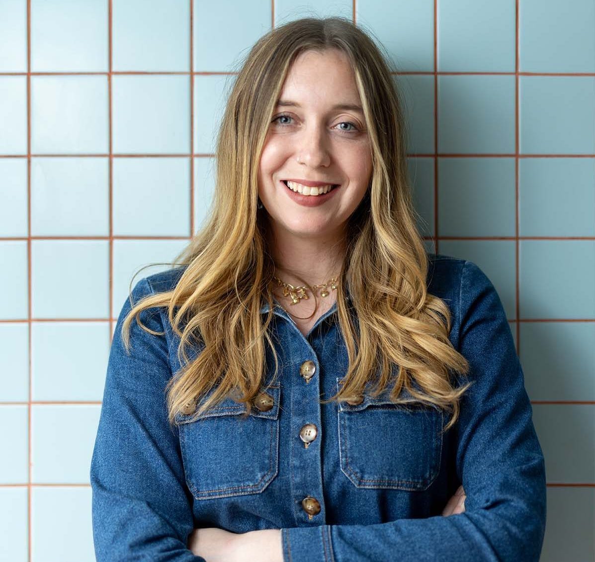 A masterclass in bold retro bathroom design with Emma Jane Palin